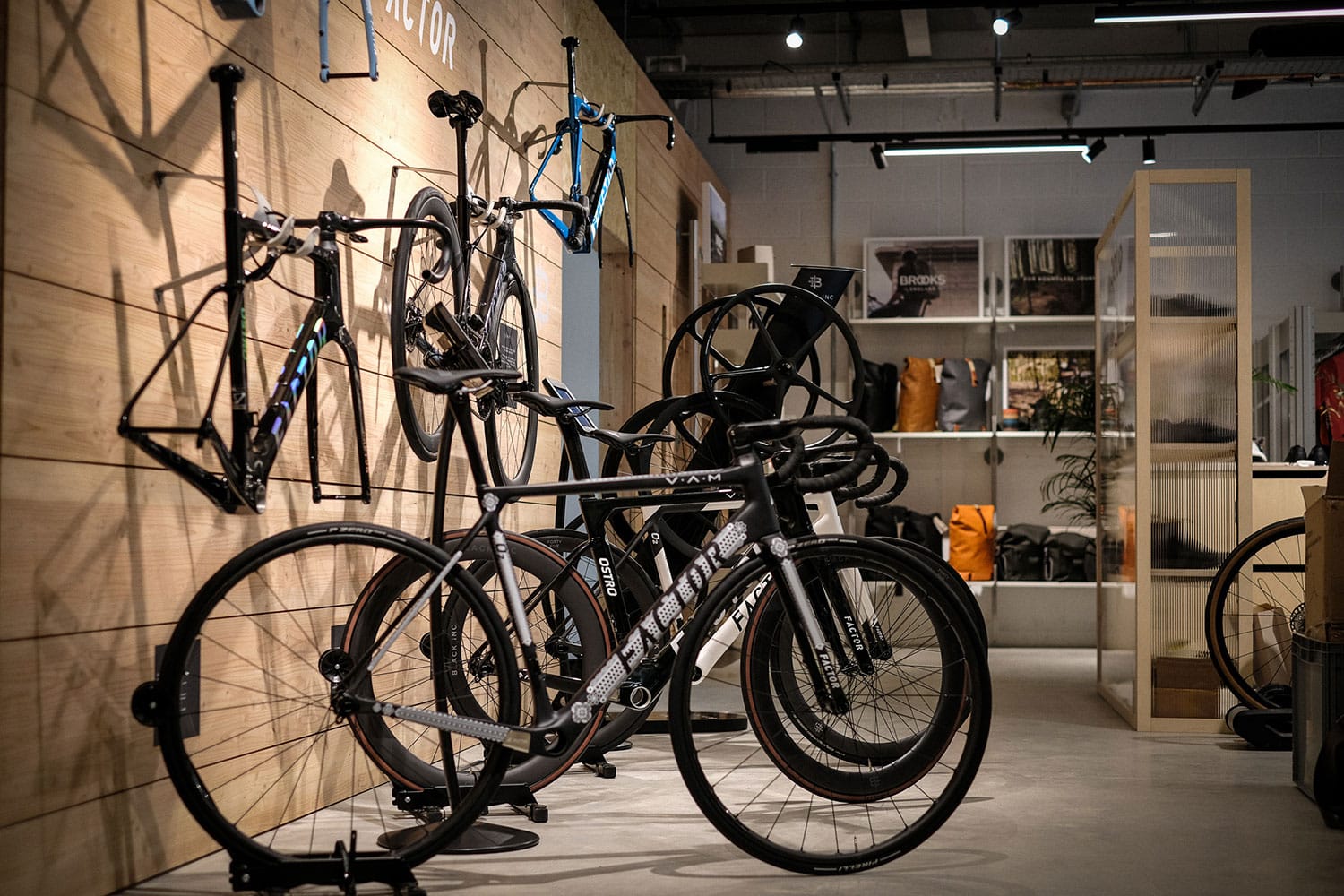 VIA London | Vires Velo