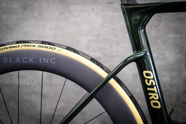 Factor OSTRO VAM British Racing Green & Gold Custom | Vires Velo