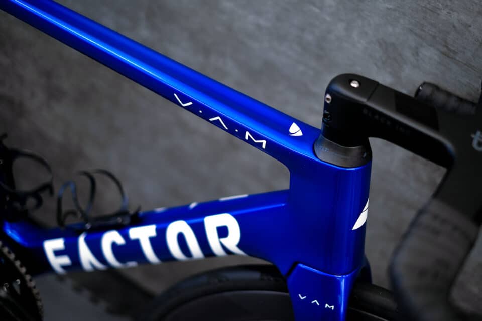 Factor OSTRO VAM Custom Electric Blue | Vires Velo