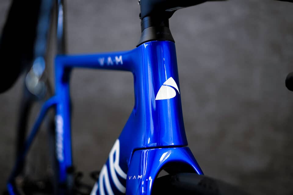 Factor OSTRO VAM Custom Electric Blue | Vires Velo
