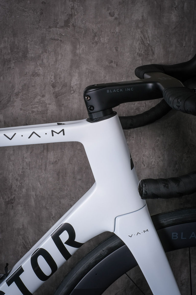 Factor OSTRO VAM Custom White & Black | Vires Velo