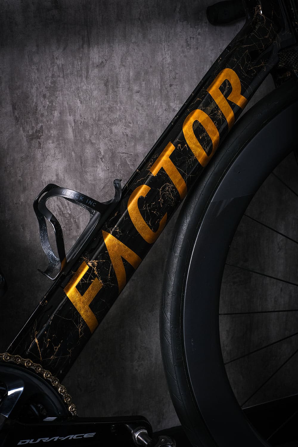 Factor ONE Custom Gold & Carbon | Vires Velo
