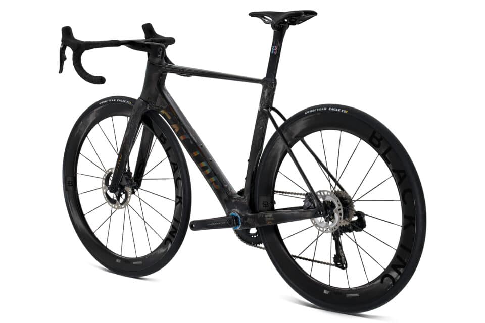 Factor OSTRO VAM Black | Vires Velo