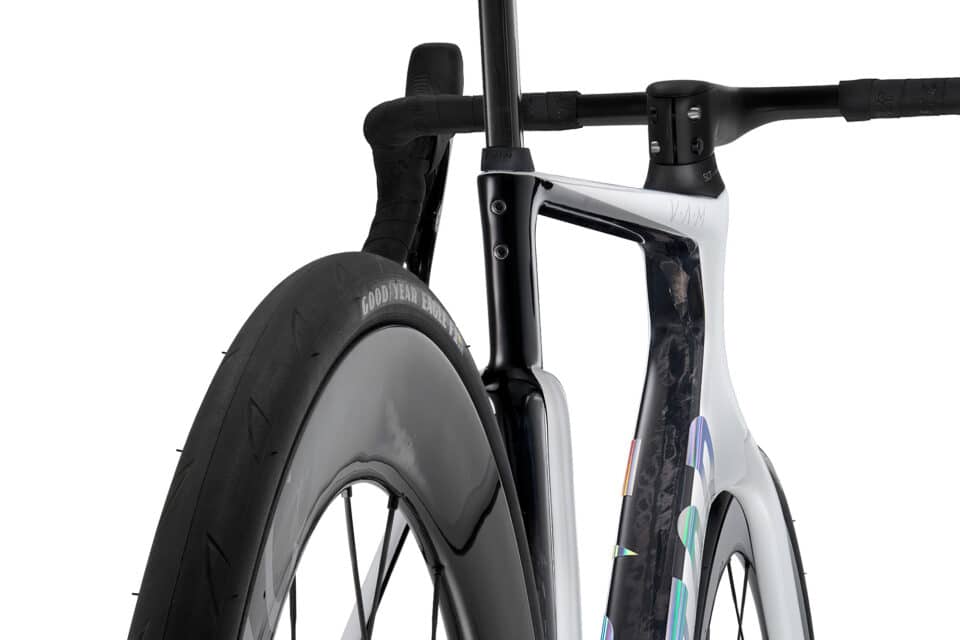 Factor OSTRO VAM Pearl White Chrome | Vires Velo