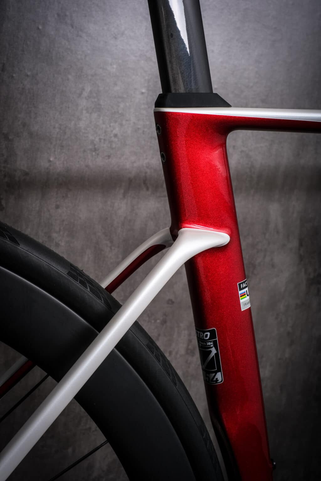 Factor Ostro VAM 2.0 Prisma Studio - White, Latte & Crimson Red | Vires ...