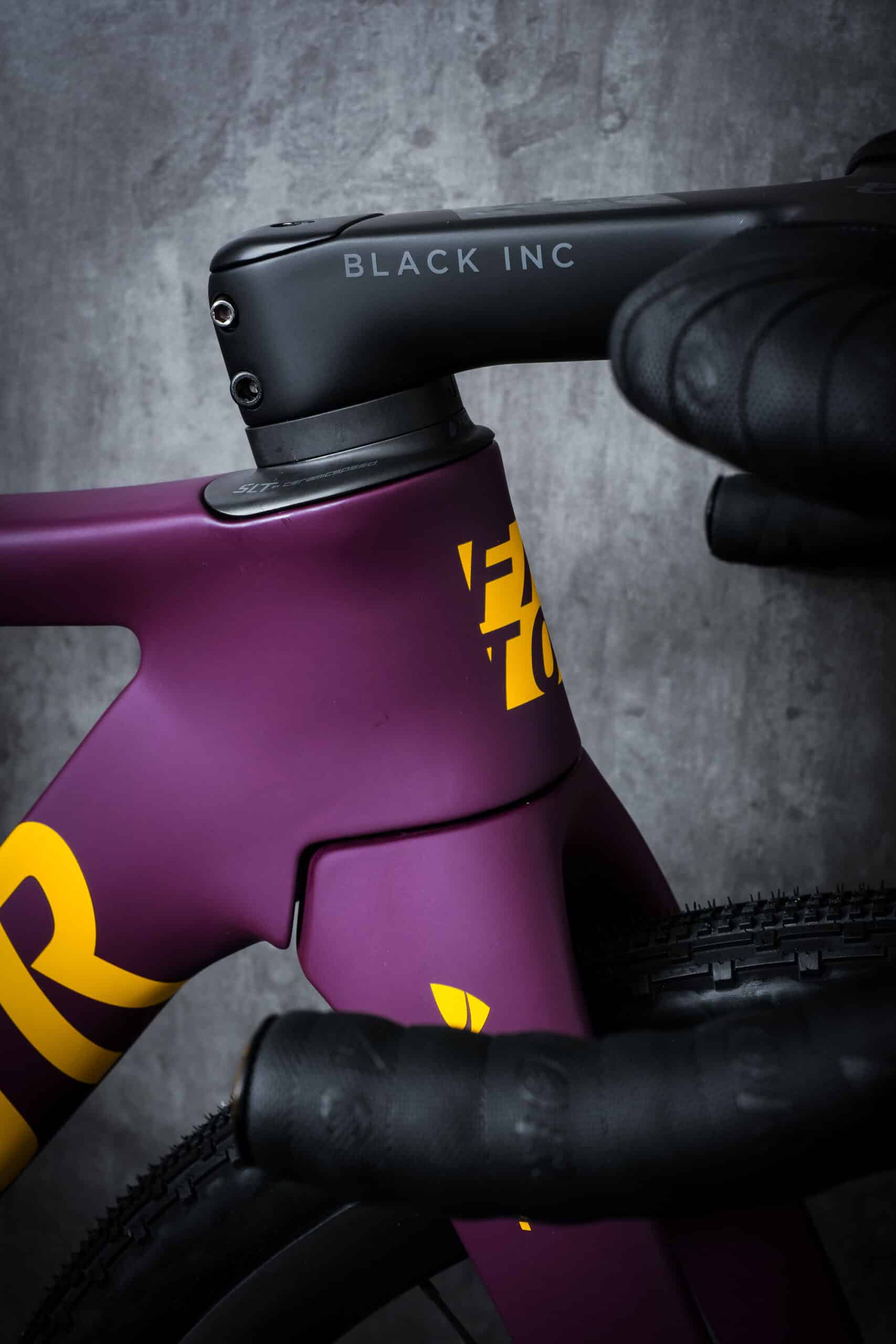 Factor OSTRO Gravel Prisma Studio - Grape & TDF Yellow | Vires Velo