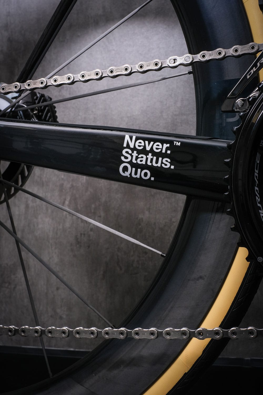 Factor OSTRO VAM Prisma Studio - Pearl White & Bare Carbon Gradient ...