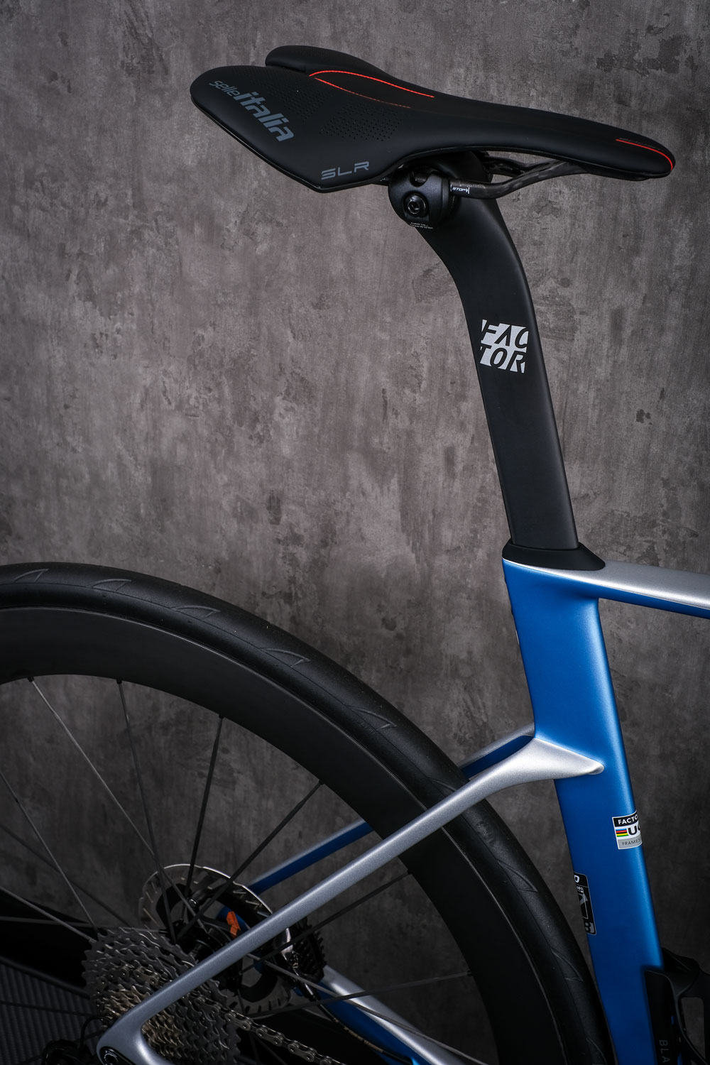 Factor OSTRO VAM Prisma Studio - Sterling Silver & Celeste Blue | Vires ...