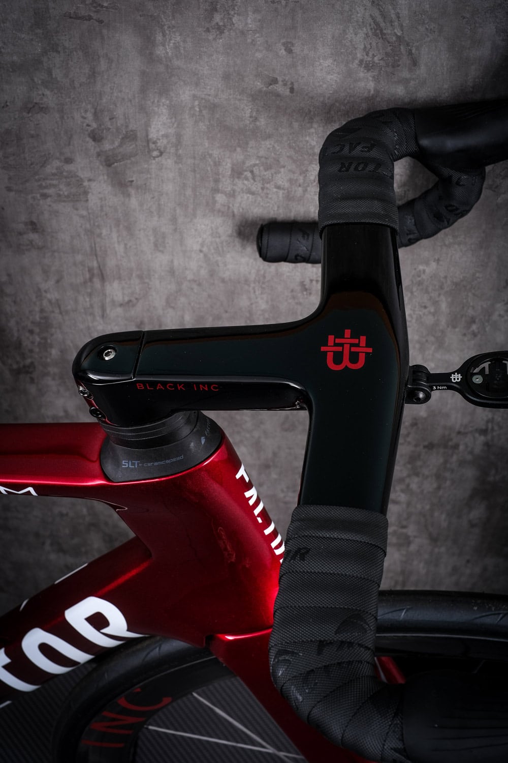 Factor OSTRO VAM Prisma Studio Crimson Red Fade | Vires Velo