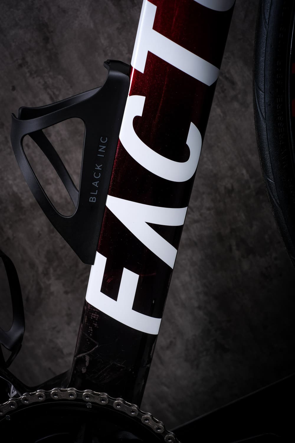 Factor OSTRO VAM Prisma Studio Crimson Red Fade | Vires Velo