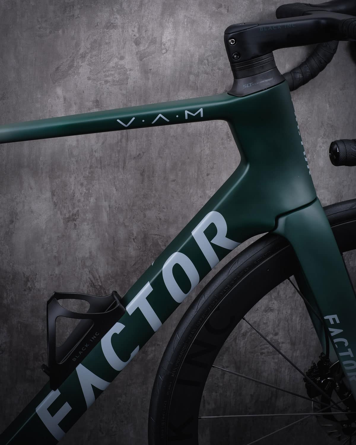 Factor OSTRO VAM Prisma Studio x British Racing Green & Dolphin Grey ...