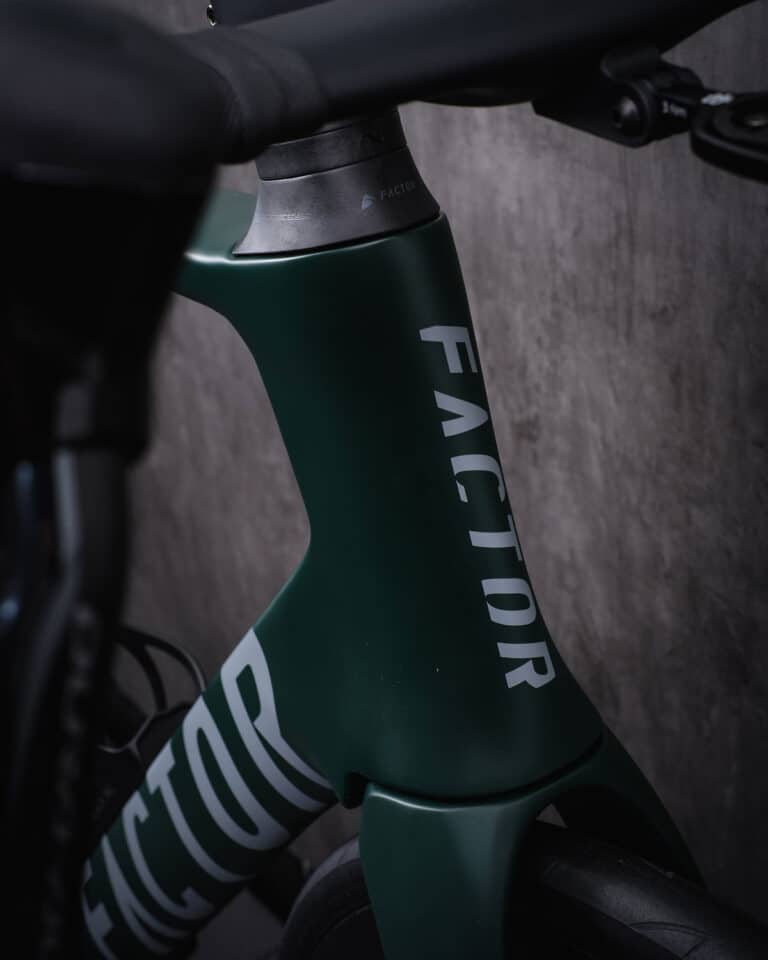 Factor OSTRO VAM Prisma Studio x British Racing Green & Dolphin Grey ...