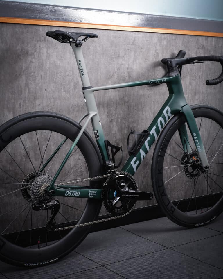 Factor OSTRO VAM Prisma Studio x British Racing Green & Dolphin Grey | Vires Velo